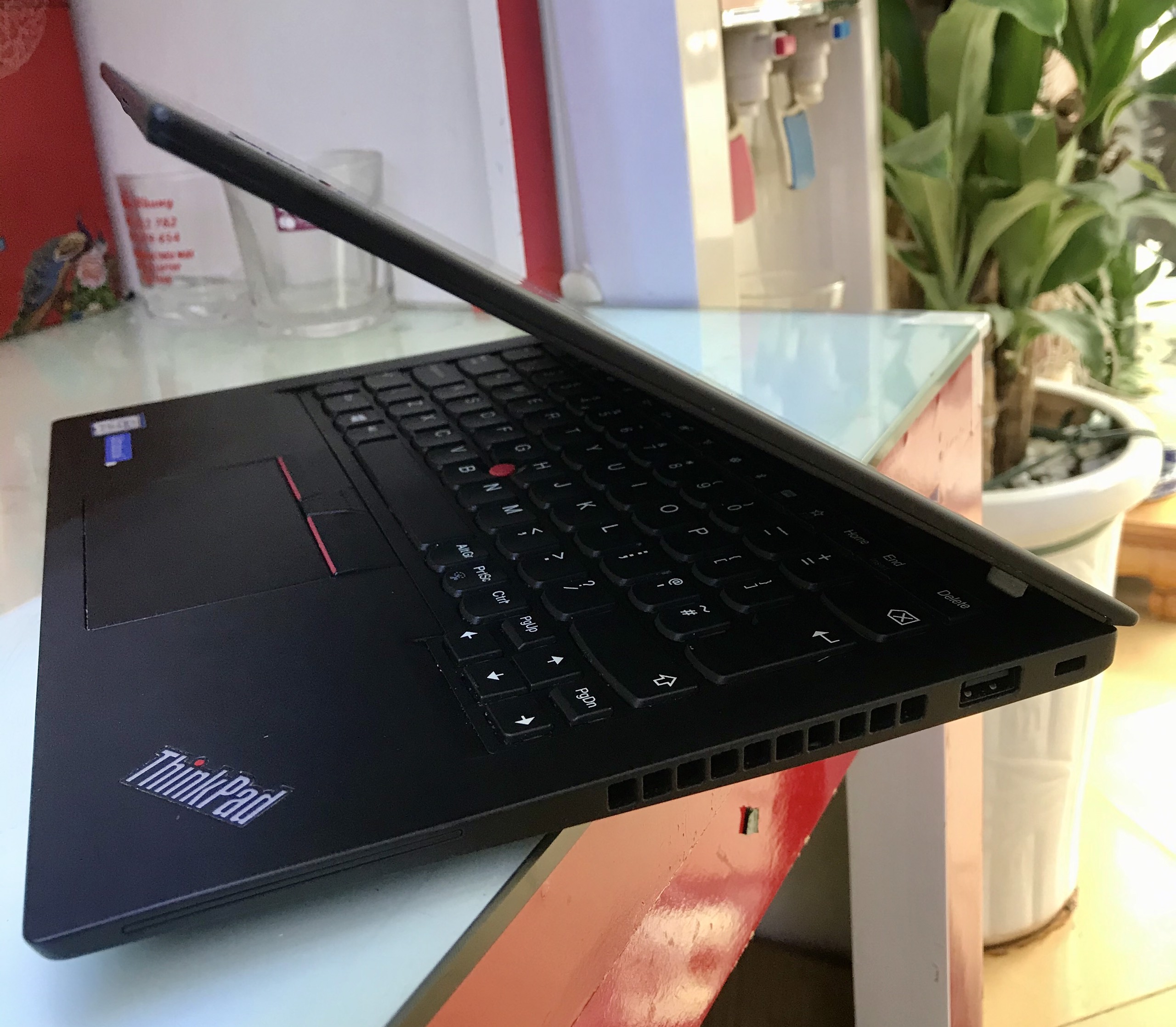 Lenovo Thinkpad X280 Ultrabook giá tốt tại Nam Anh Laptop